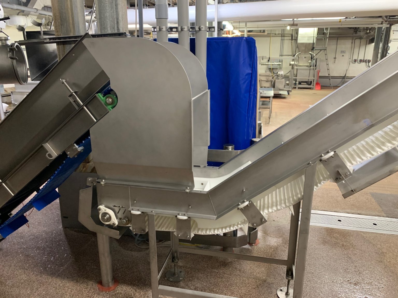 Intralox Flighted Incline Conveyor - JK Industrial Fabrication